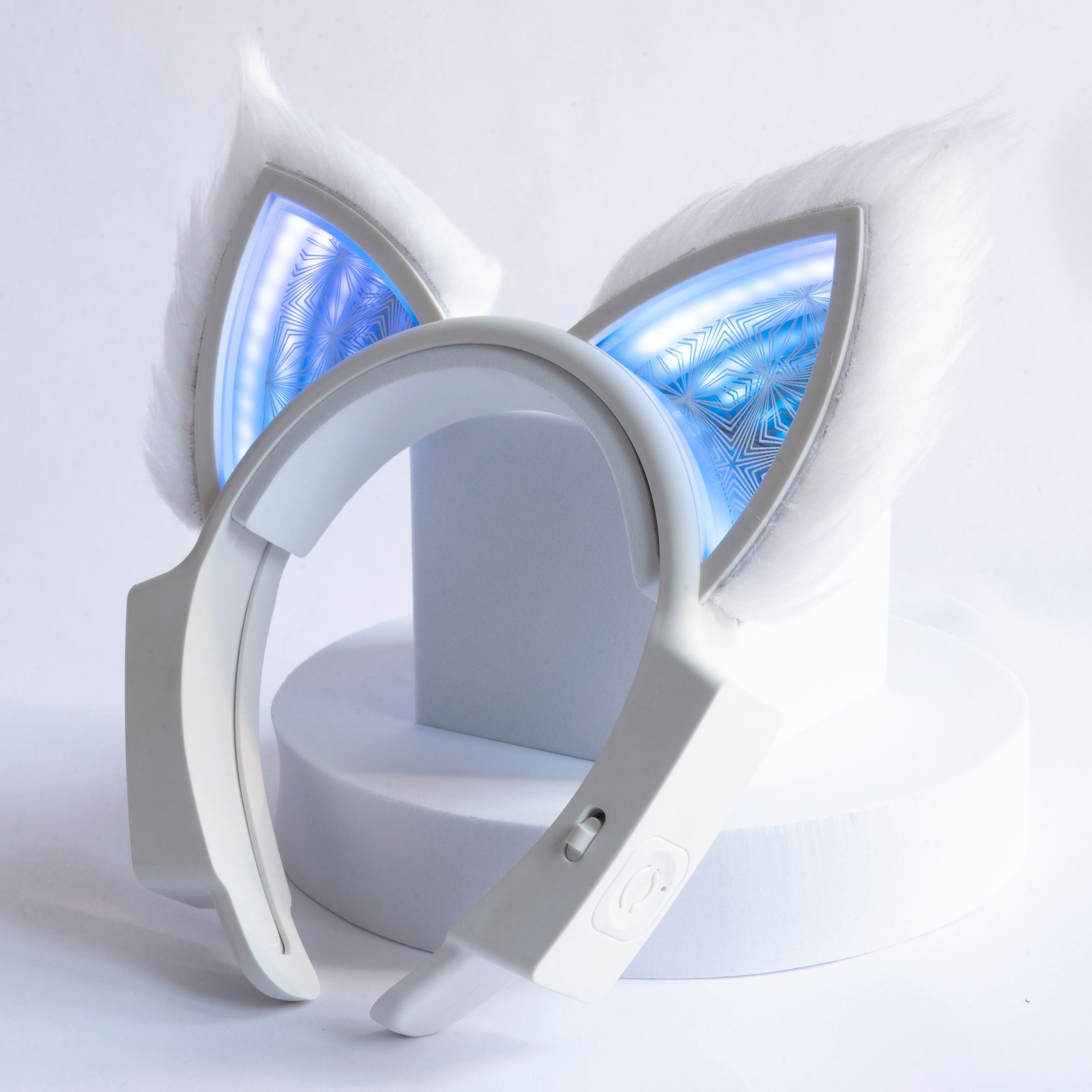 Lumira - LED Infinity Mirror Cat Ears